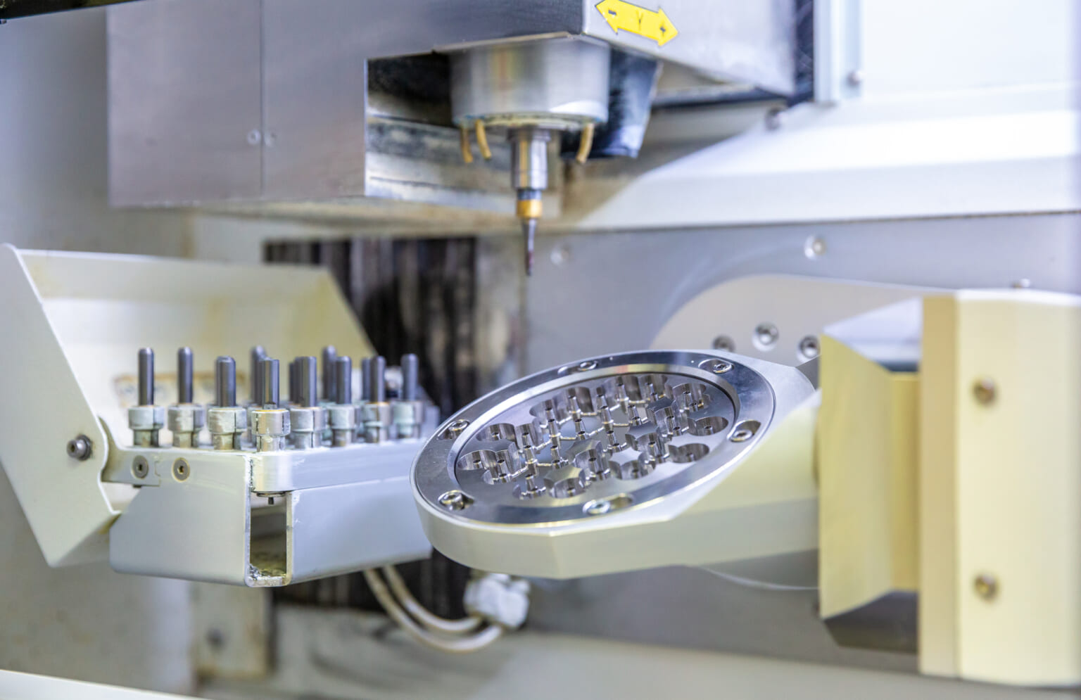 What is a Dental Milling Machine? Basic Knowledge and Challenges ...